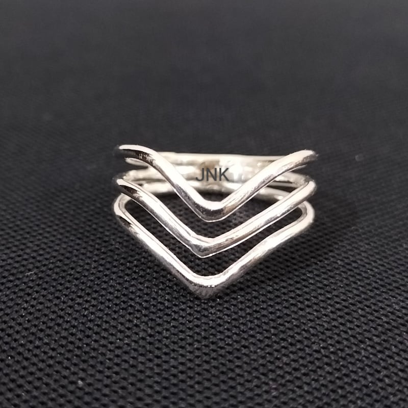 Chevron Ring - Etsy