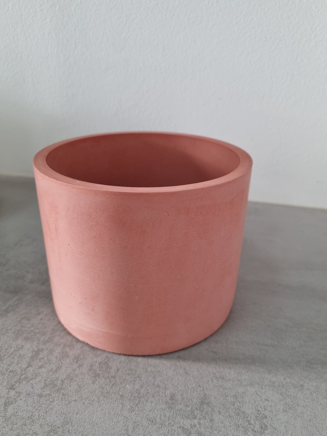Large Round Pot / Plant Pot in Red-orange Concrete - Etsy
