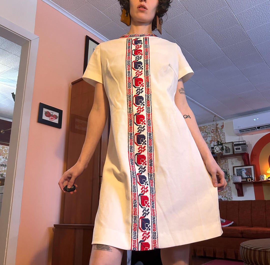 1960s MOD Amy Adams Knits 60s Mod Embroidered Stripe Hippie White Dress ...