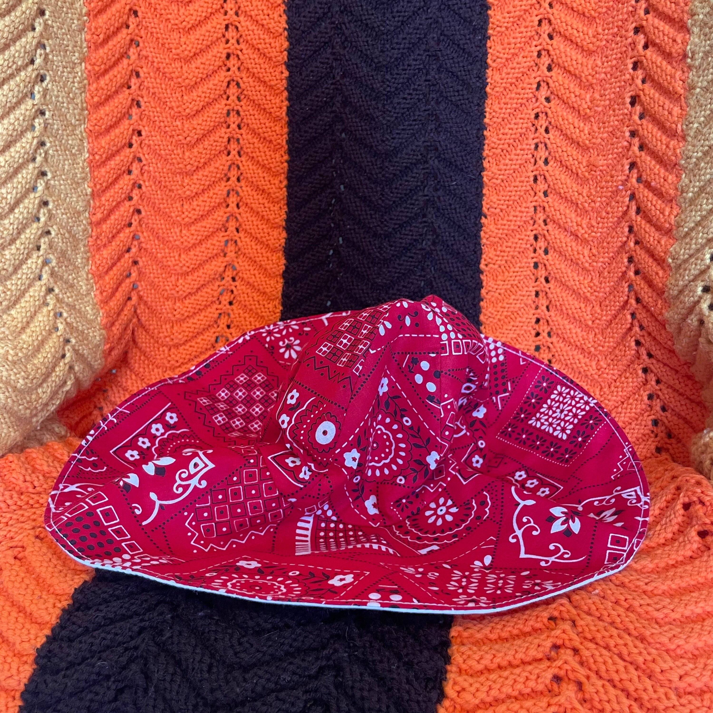 1970s Vintage Bright Red Retro Floppy Beach Sun Hat in Bandana Print ...