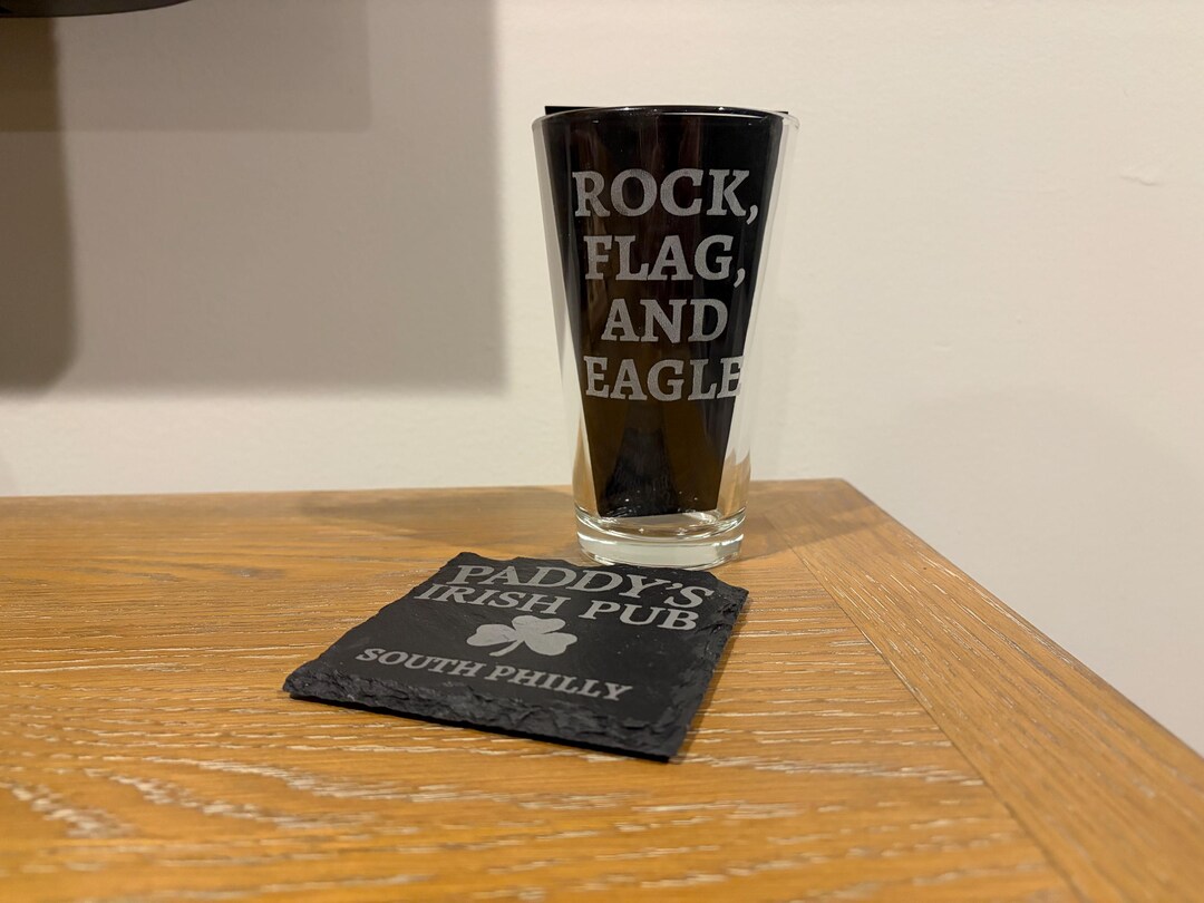 It's Always Sunny - Paddy's Pub - Rock Flag Eagle Engraved Pint Glass ...
