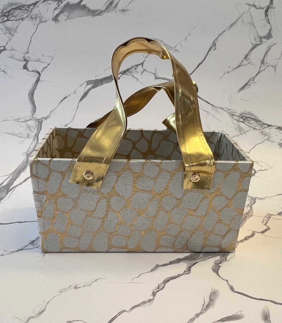 Hamper Box,return Gift Basket With Handle, Ideal for Festive Gifting ...