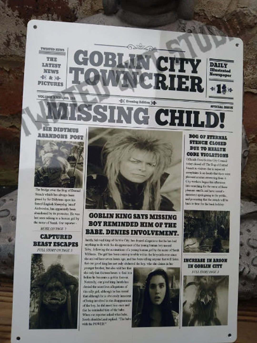 LABYRINTH (1986) Newspaper Aluminum Poster - Etsy