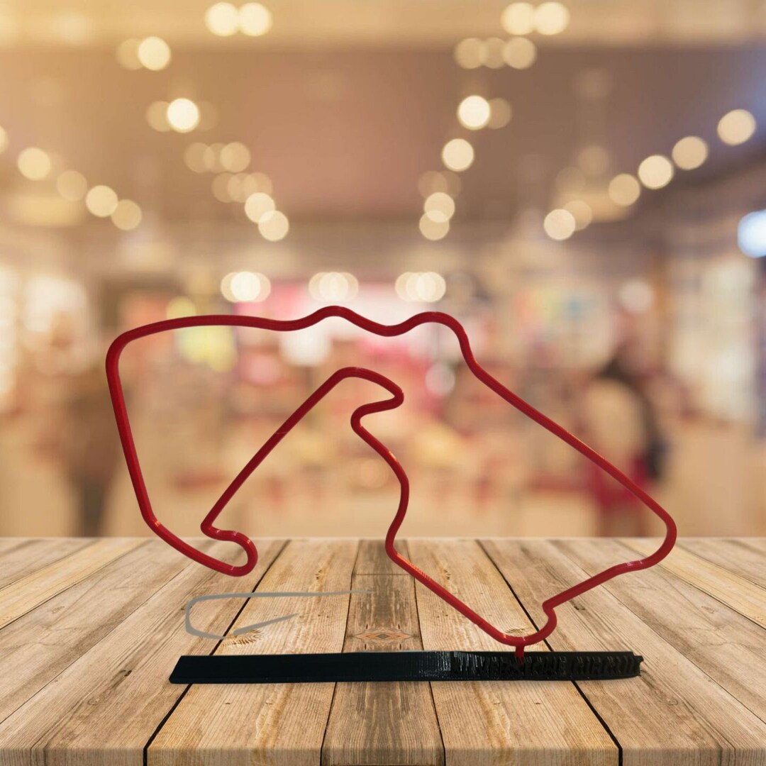 F1 Race Track Desk Display Formula 1 Artwork Gift for Car Enthusiast F1 ...