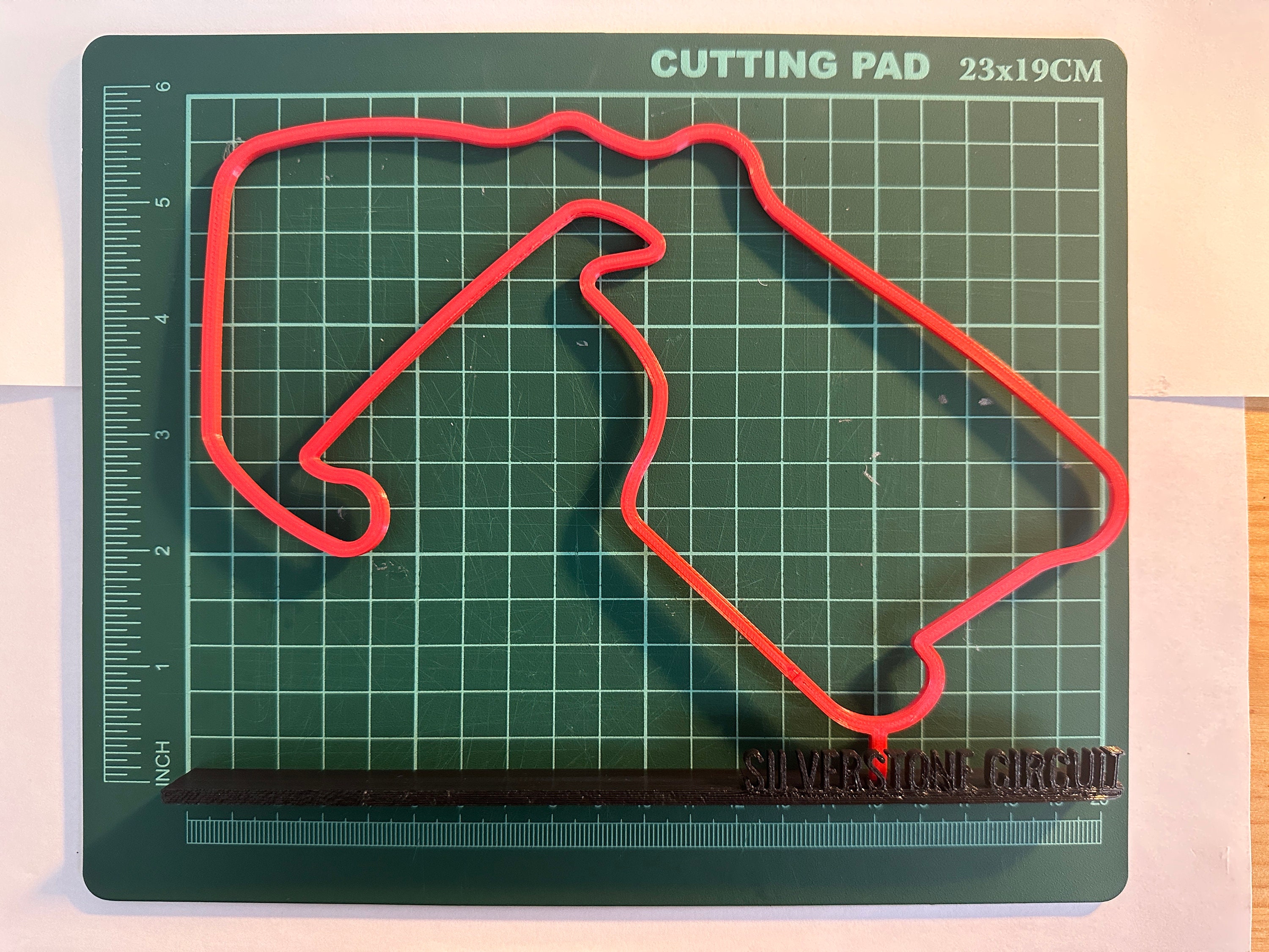 F1 Race Track Desk Display Formula 1 Artwork Gift for Car Enthusiast F1 ...