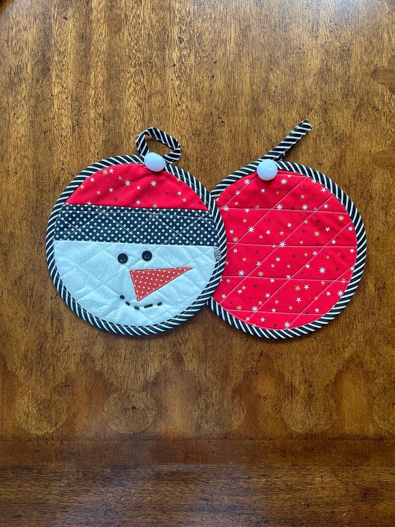Set of 2 Snowman Pot Holders, Patchwork Quilted Holiday Pot Holders - Etsy