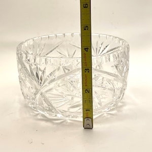 Stunning Crystal Bowl ~ Cut Crystal Design ~ Table Decor - Etsy