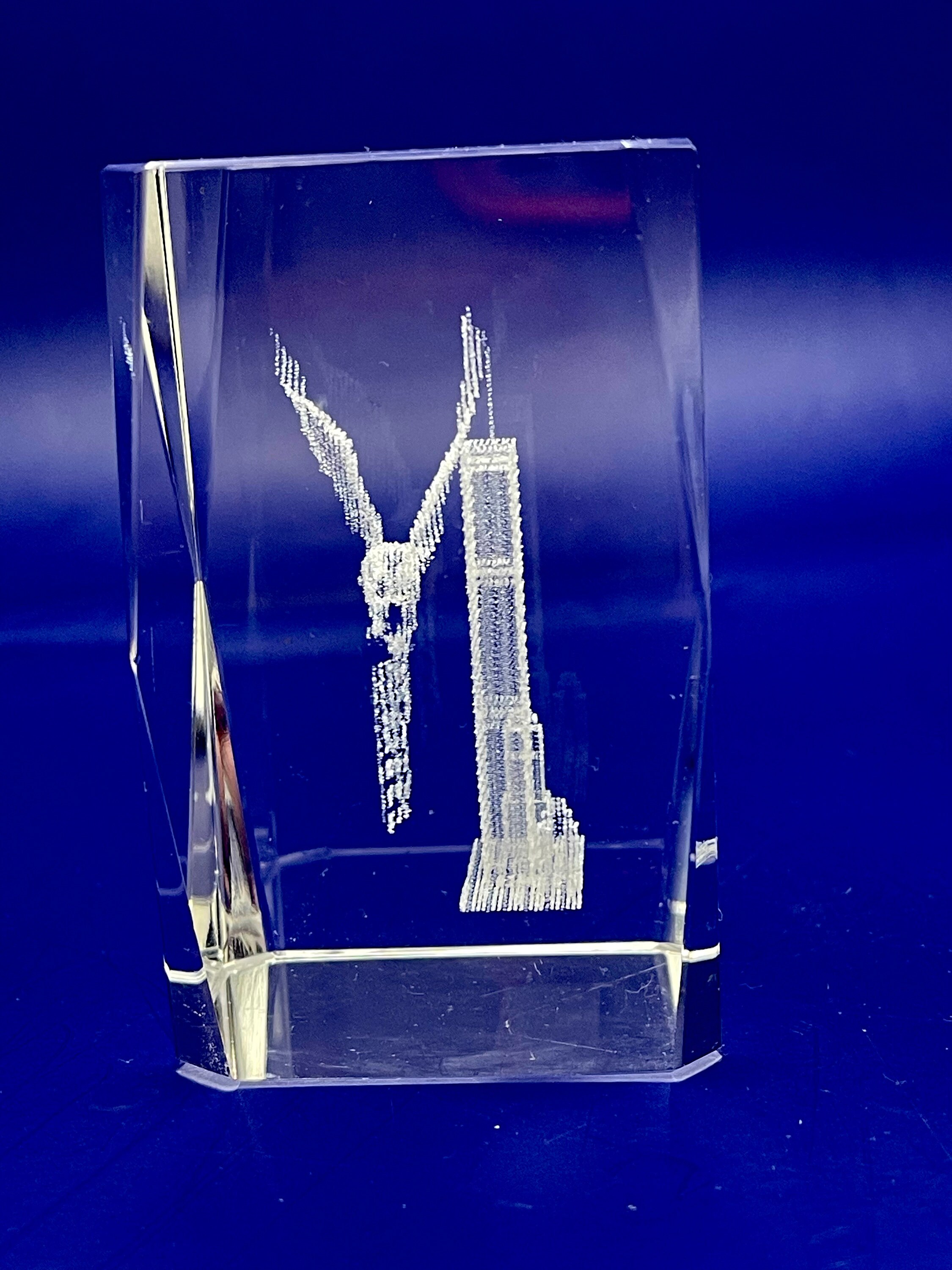 Laser Cut Etched Crystal Glass Paperweight Eagle Flying Over Twin ...