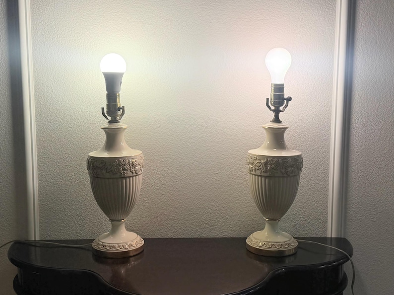 Pair of Vintage (1930-1960) Wedgewood Creamware Table Lamps ~ Edme Vine ...