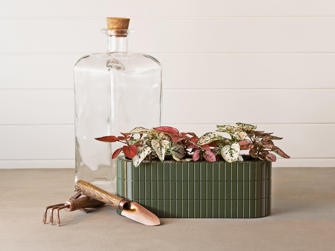 Vertical Block Oval Planter - Indoor Pot - Self-watering Planter - Fits ...