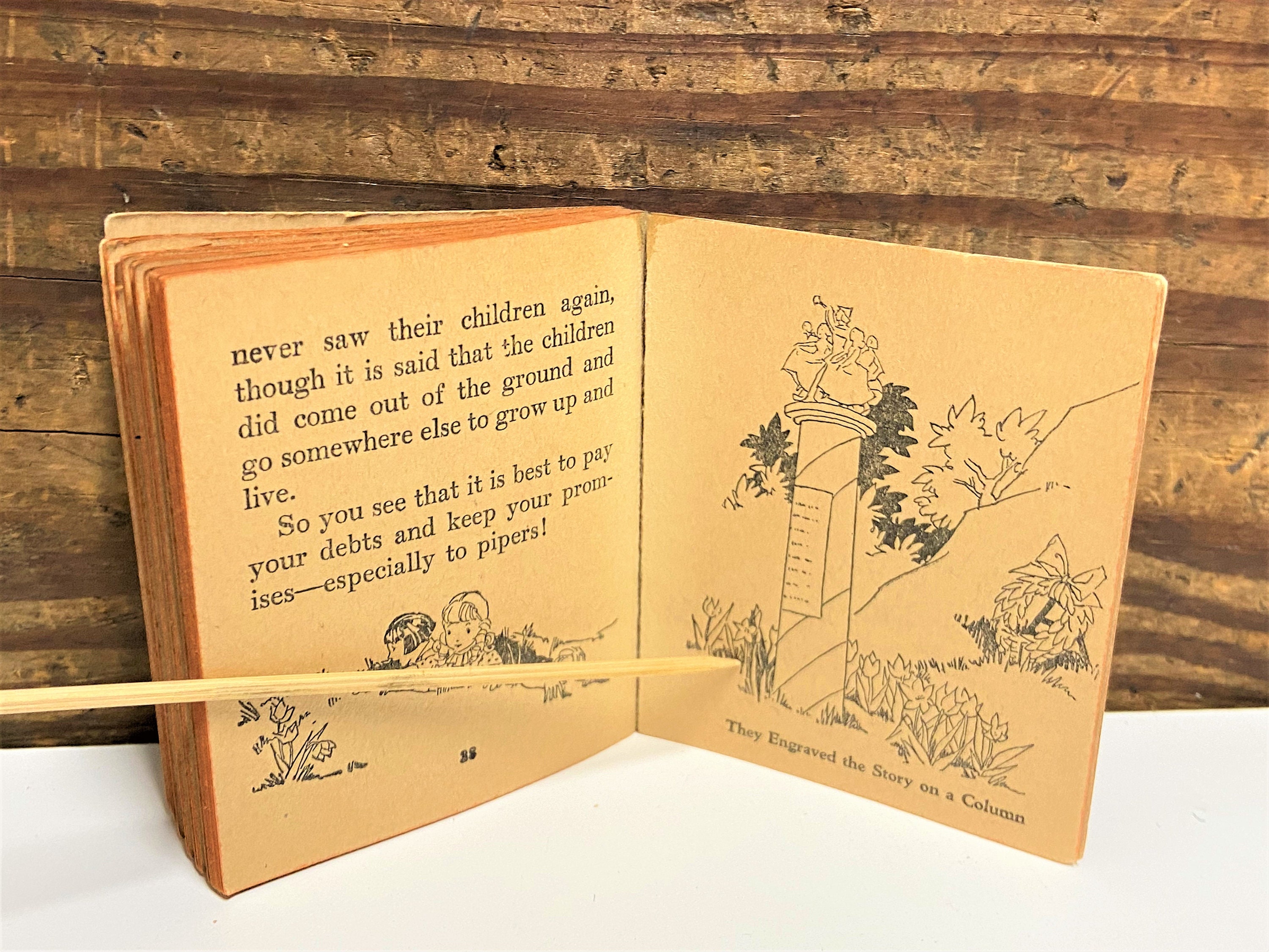 Antique 1934 Pied Piper of Hamlin Mini Book Based on Poem by - Etsy