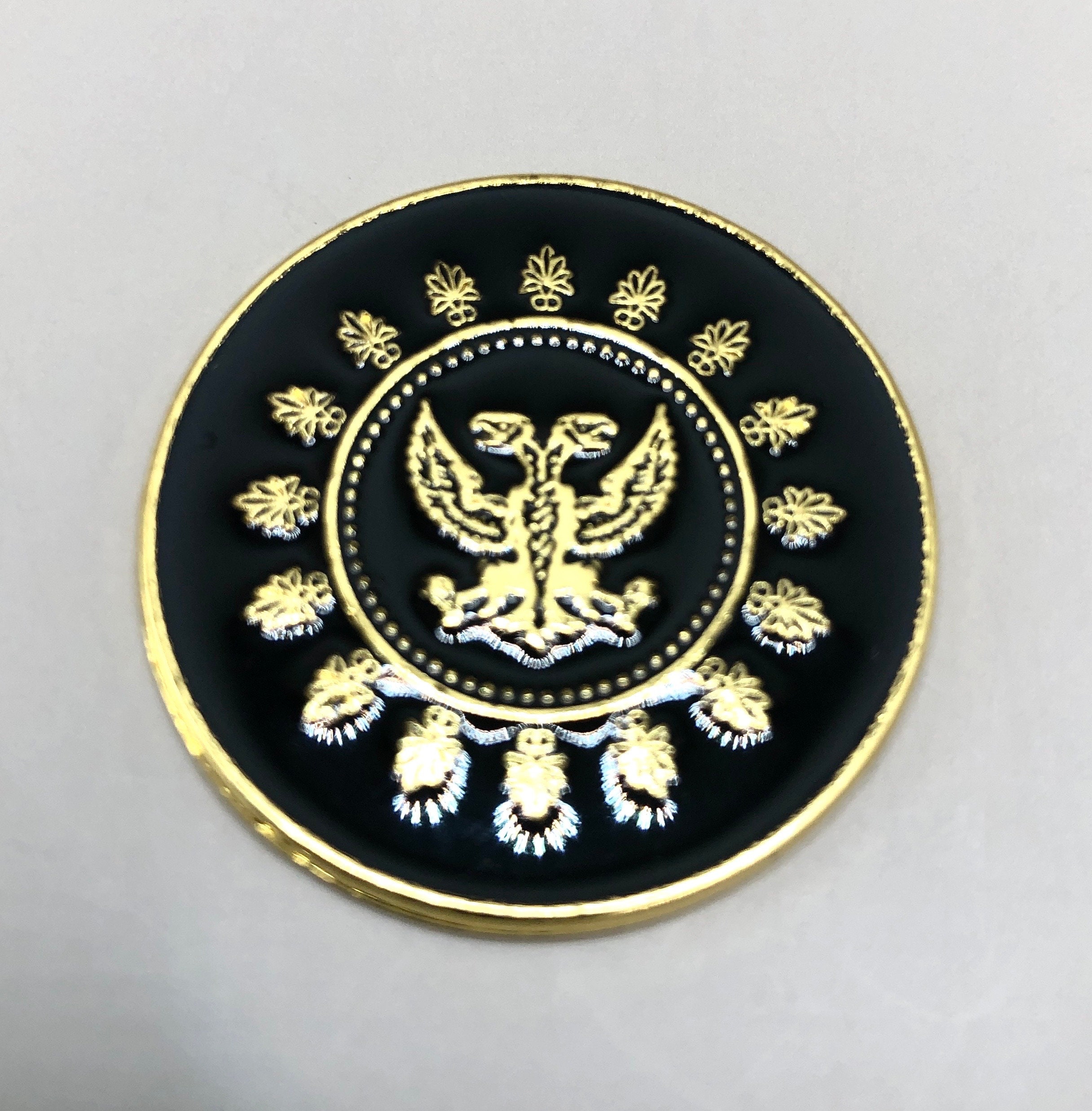 John Wick Coins - Continental Hotel Gold Coin & Adjudicator Coin - Etsy