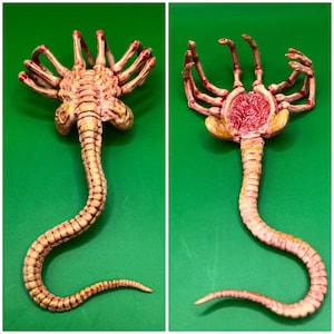 Alien Xenomorph Specimen in a Jar - Etsy