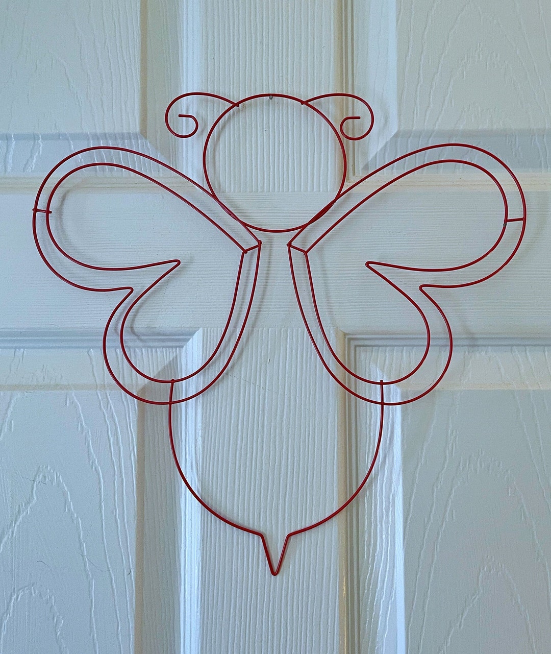 13.5" Bee Wreath From, DIY Wreath, Door Hanger, Craft Supplies, Wreath ...