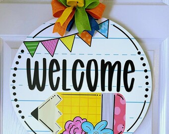 Welcome Back to School Round Sign, Colorful Teacher Door Hanger ...