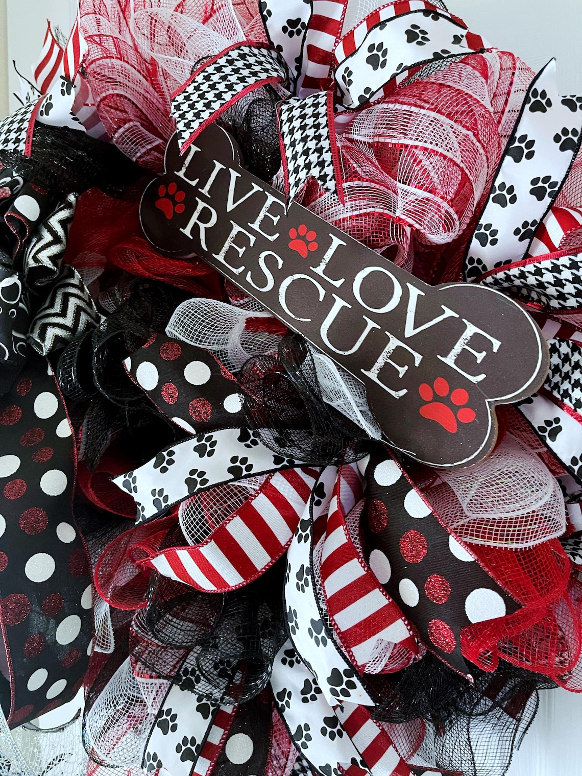Live Love Rescue Mesh Wreath, Pet Owner Wreath, Dog Lover, Every Day ...