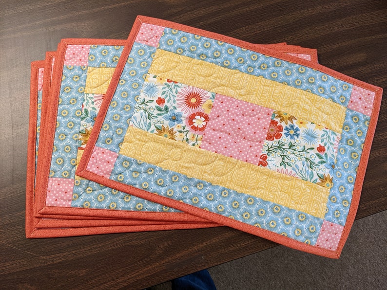 Well Dressed Quilted Placemat Pattern - Paper/hard Copy - Quilt Sewing ...