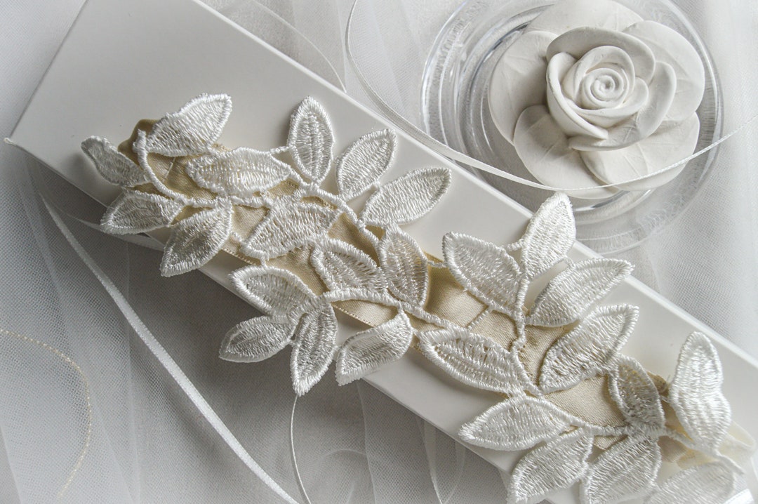 Wedding Garter 'bronte', Bridal Garter, Lace Garter, Boho Garter ...