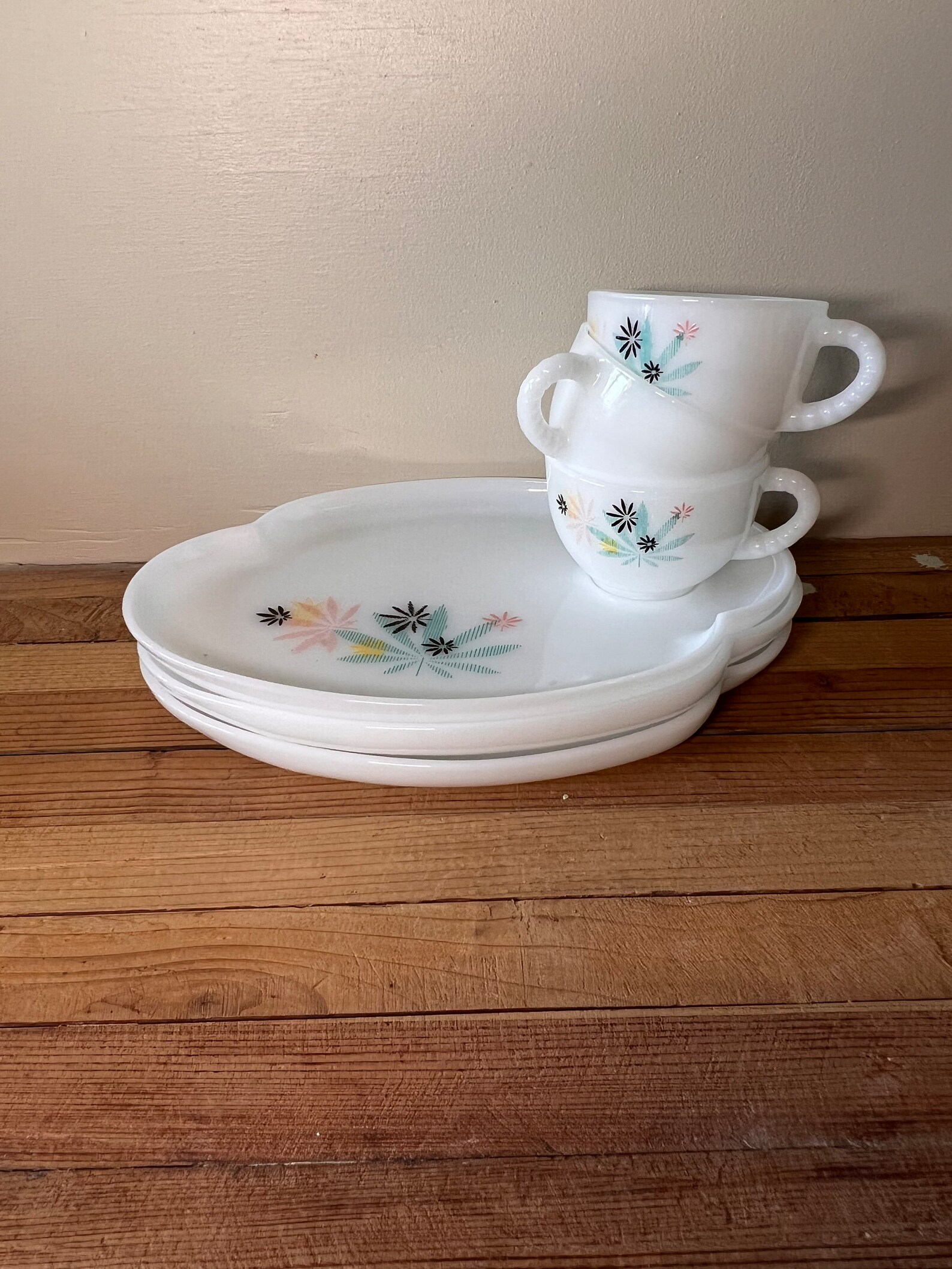 Atomic Federal Glass Patio Snack Luncheon Set - Etsy