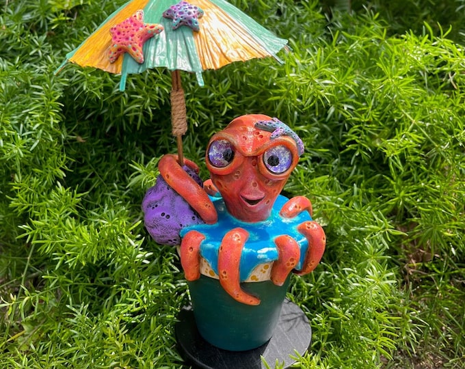 Large Clay Octopus Figure With Umbrella: Octopus Sculpture, Octopus ...