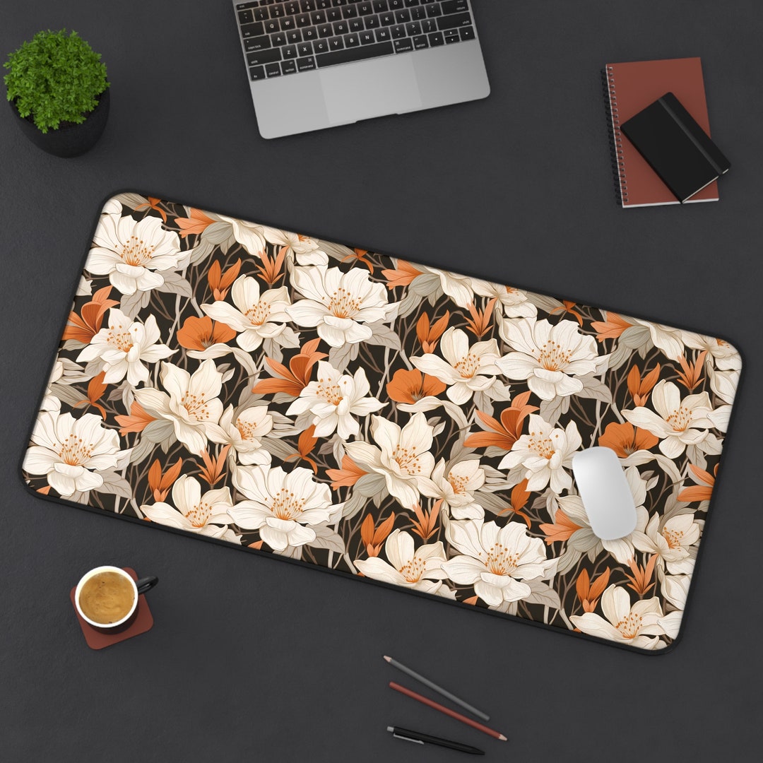 Lilly Floral Pattern Desk Mat, Blossom Mouse Pad, Spring Desk Accessory ...