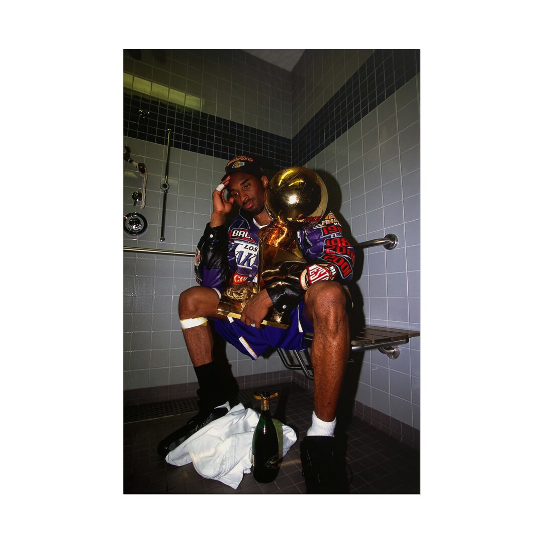 16x24 Gallery Art Poster: 'kobe With the Trophy' - Etsy