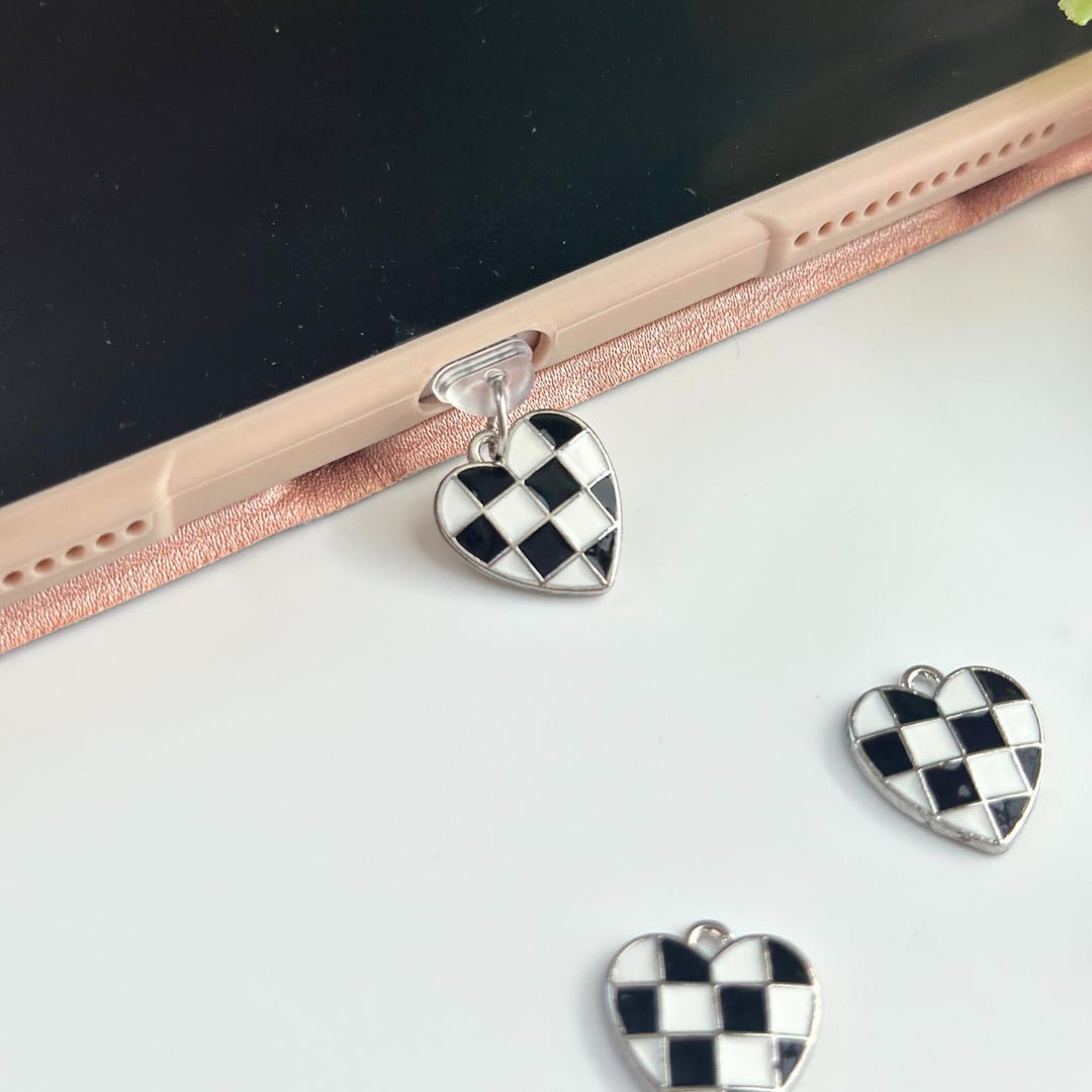 Checkered Heart Kindle Charm, USB-C Dust Plug, Phone Plug Charm, USBC ...