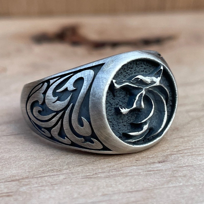 Wolf Ring - Etsy