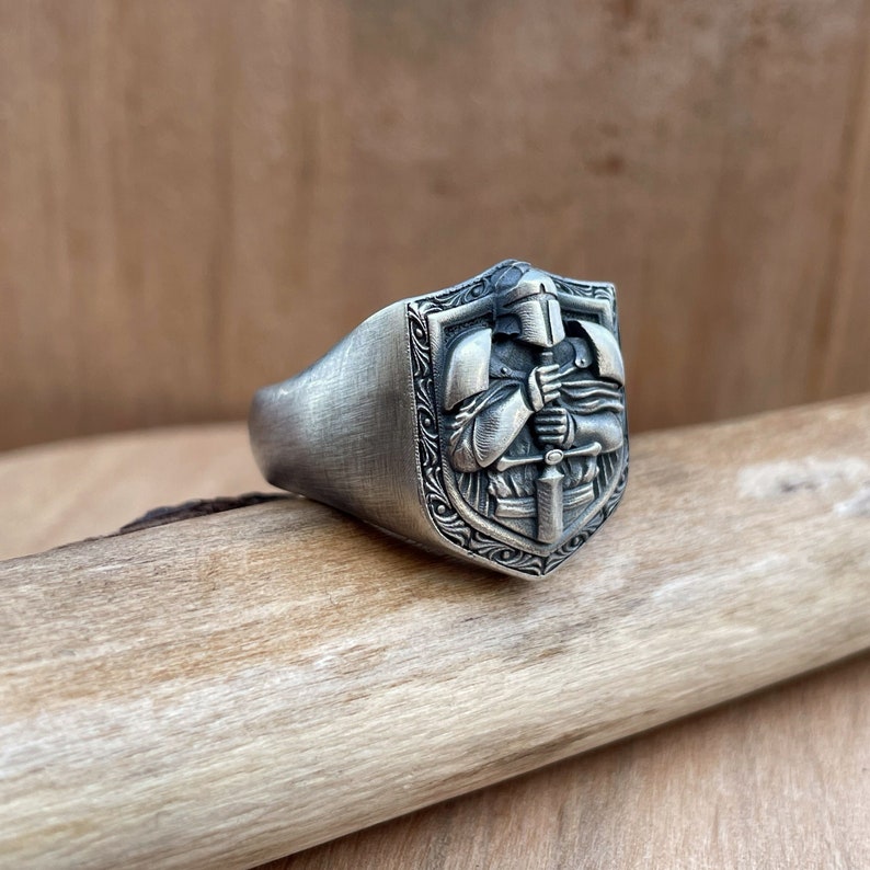Mens Crusader Knight Signet Ring: Handmade Sterling Silver Templar ...