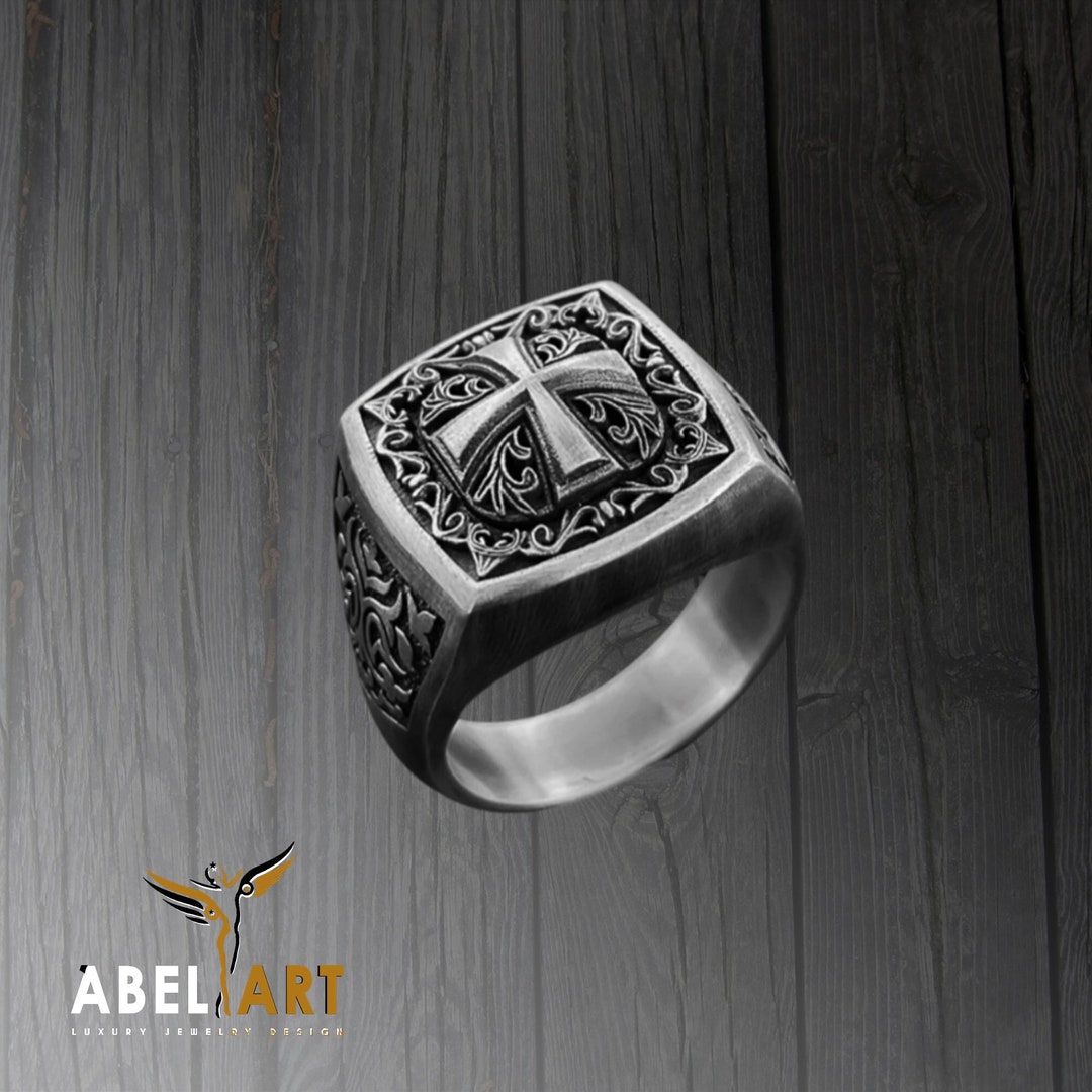 Elegant Knight Templar Sterling Silver Signet Ring for Men, Maltese ...