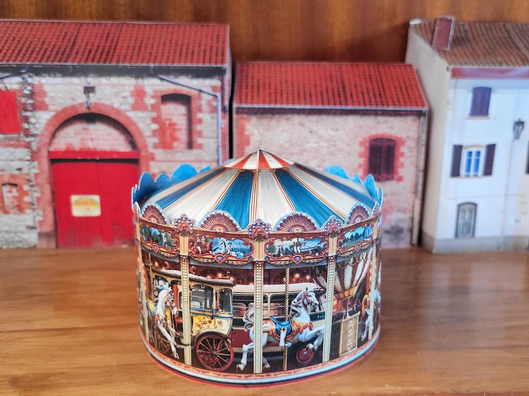 3D Paper Model Carousel Matching Coloring Page Version. Merry Go Round ...