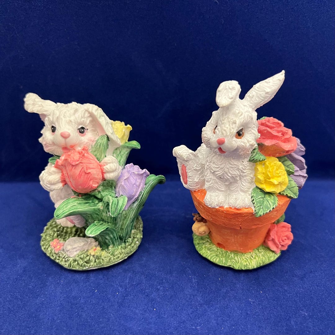 Pair of Cottontail Collection White Bunny and Flowers Figurines ...
