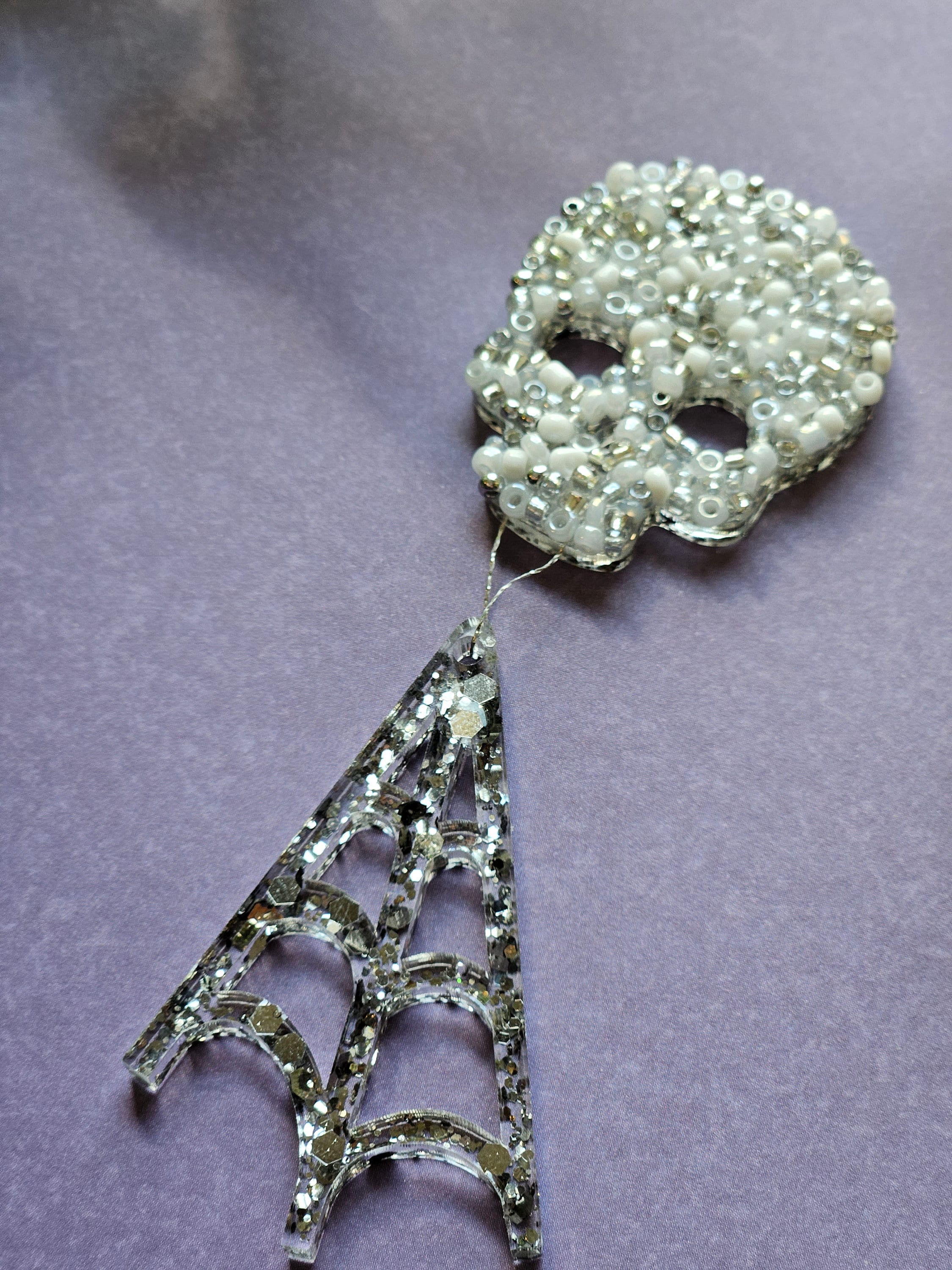White Beaded Skull Refrigerator Magnet, Emo School Locker Accessories ...