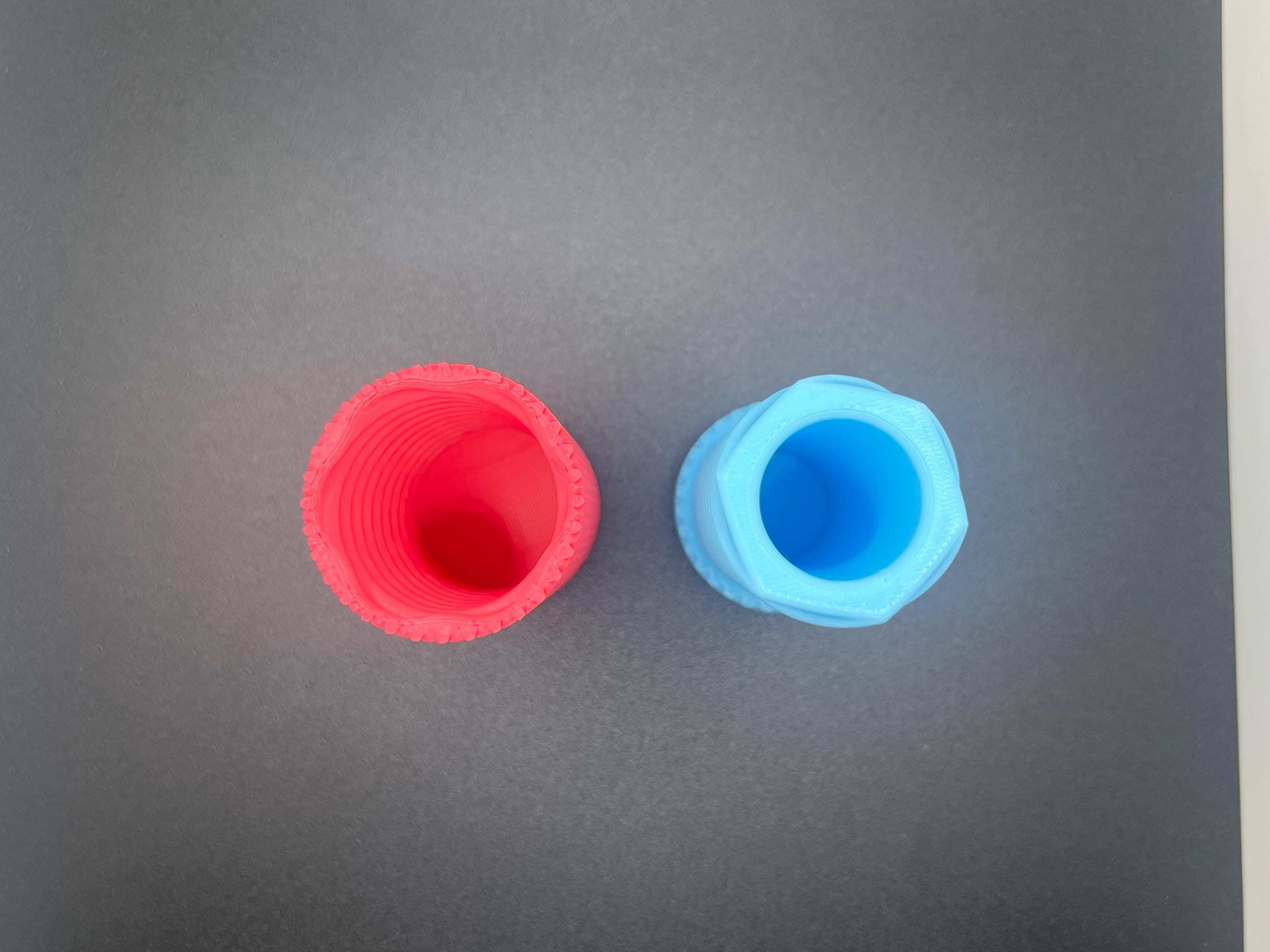 Knurled Twist Container, Self Closing, Quarter Holder, Fidget Toy ...