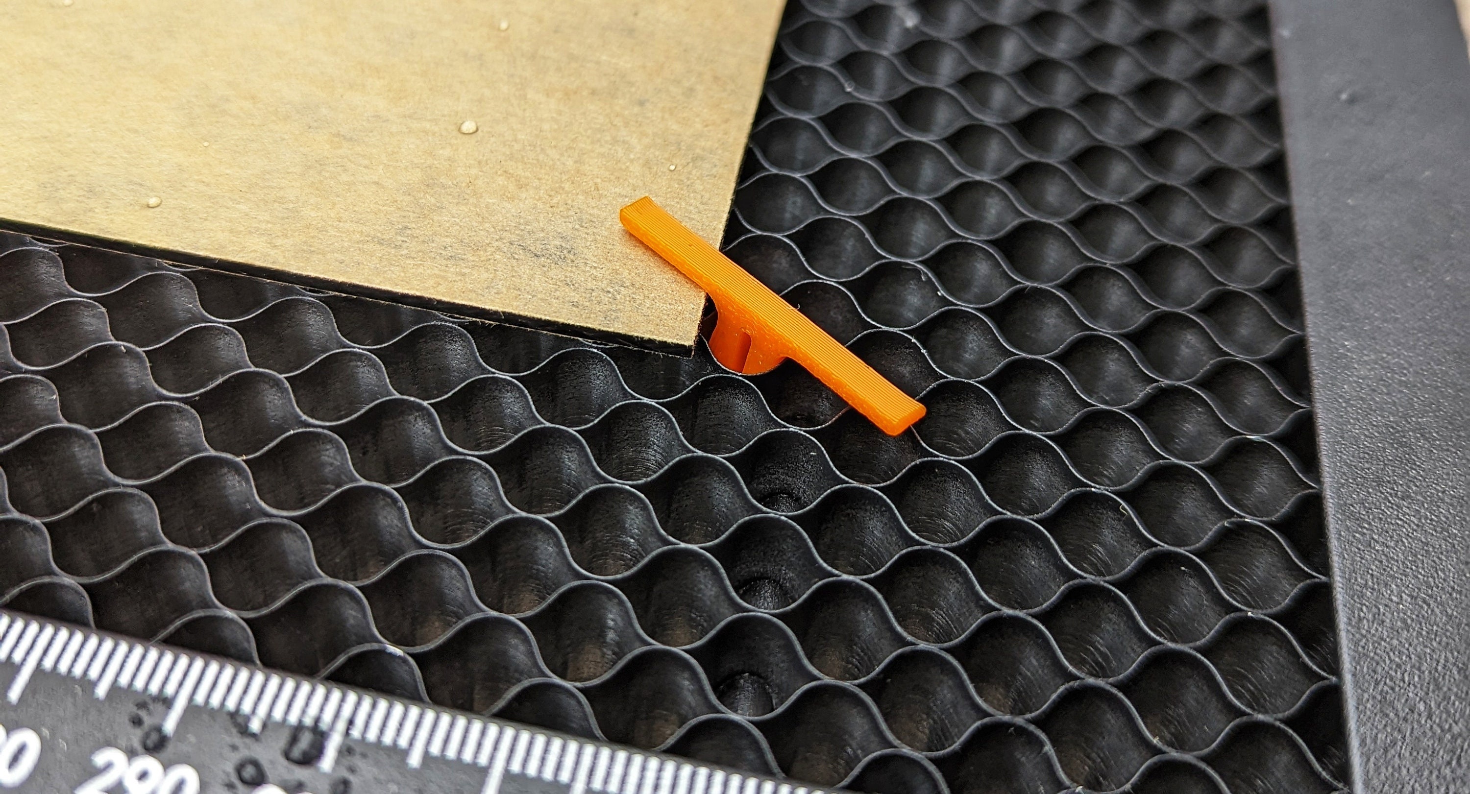 Honeycomb Bed Pins T Style Pins, 6 Pins per Pack, Ultra Low Clearance ...