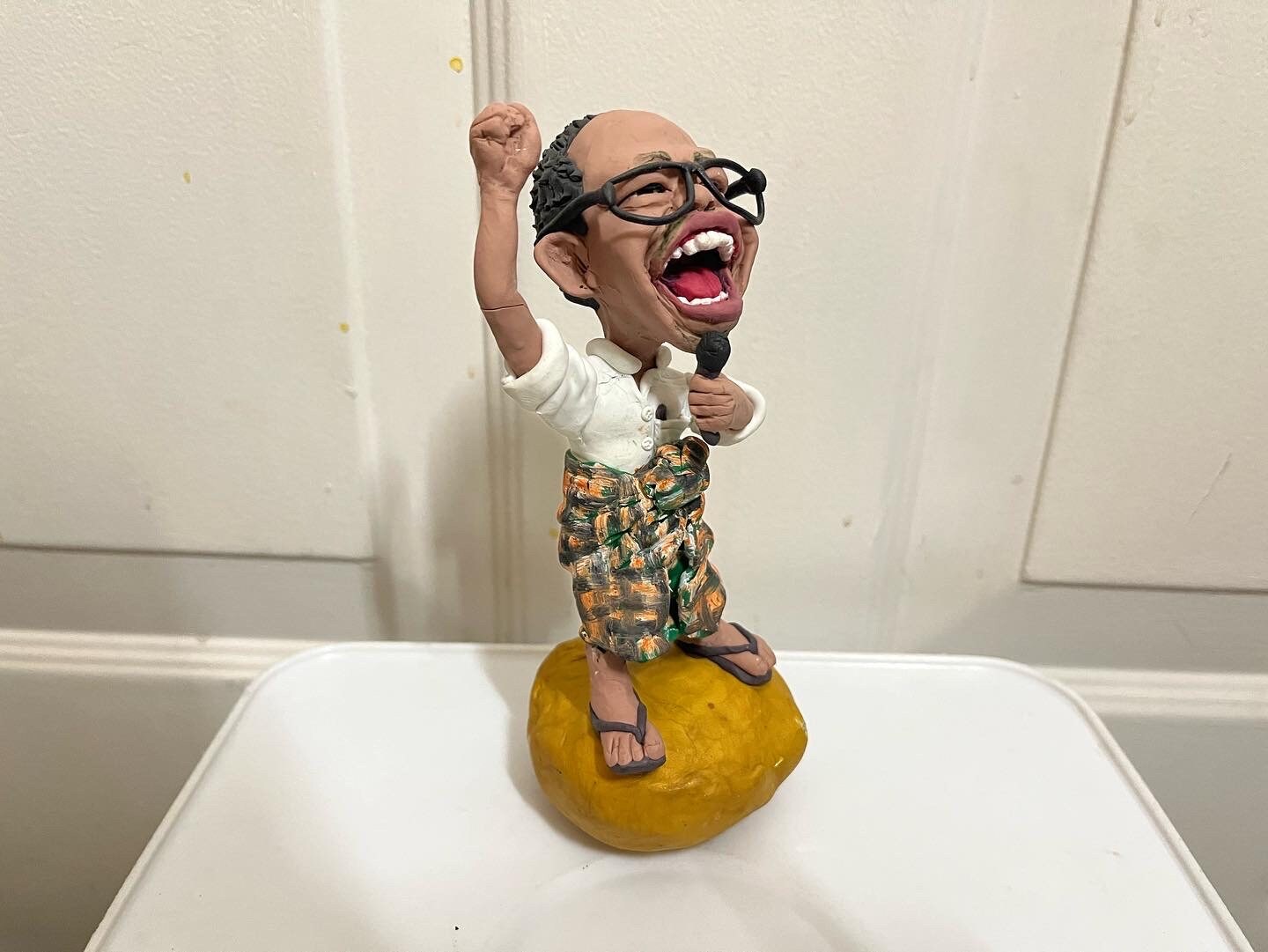 Custom Caricature Sculpture (3 Persons) - Etsy