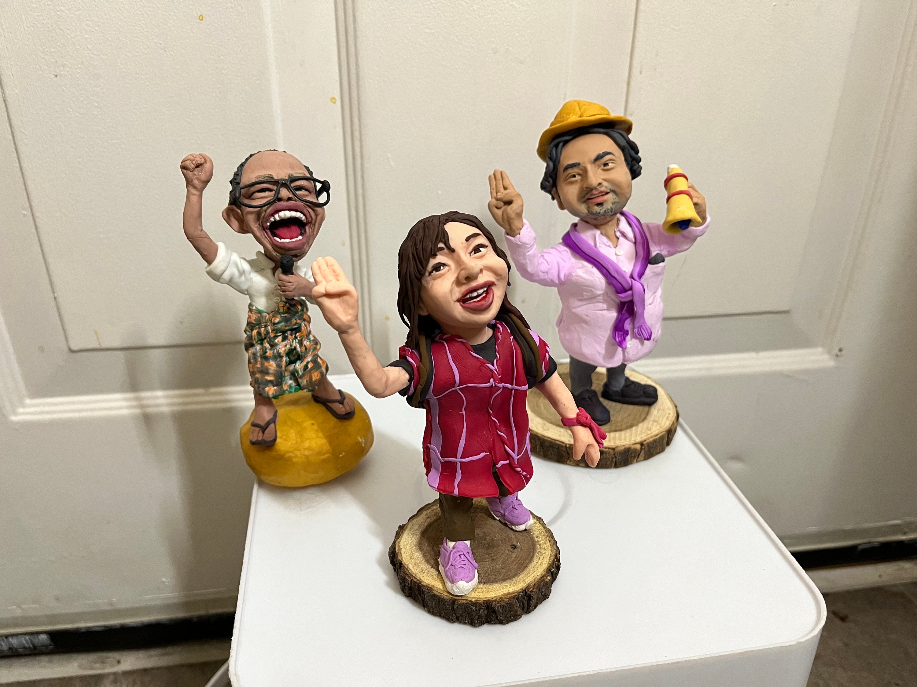 Custom Caricature Sculpture (3 Persons) - Etsy
