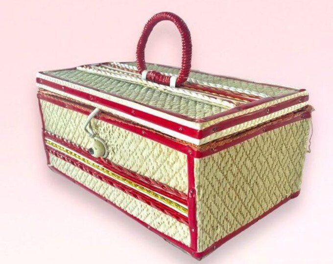 Vintage Straw Red Satin Lined Straw Woven Sewing Box - Etsy