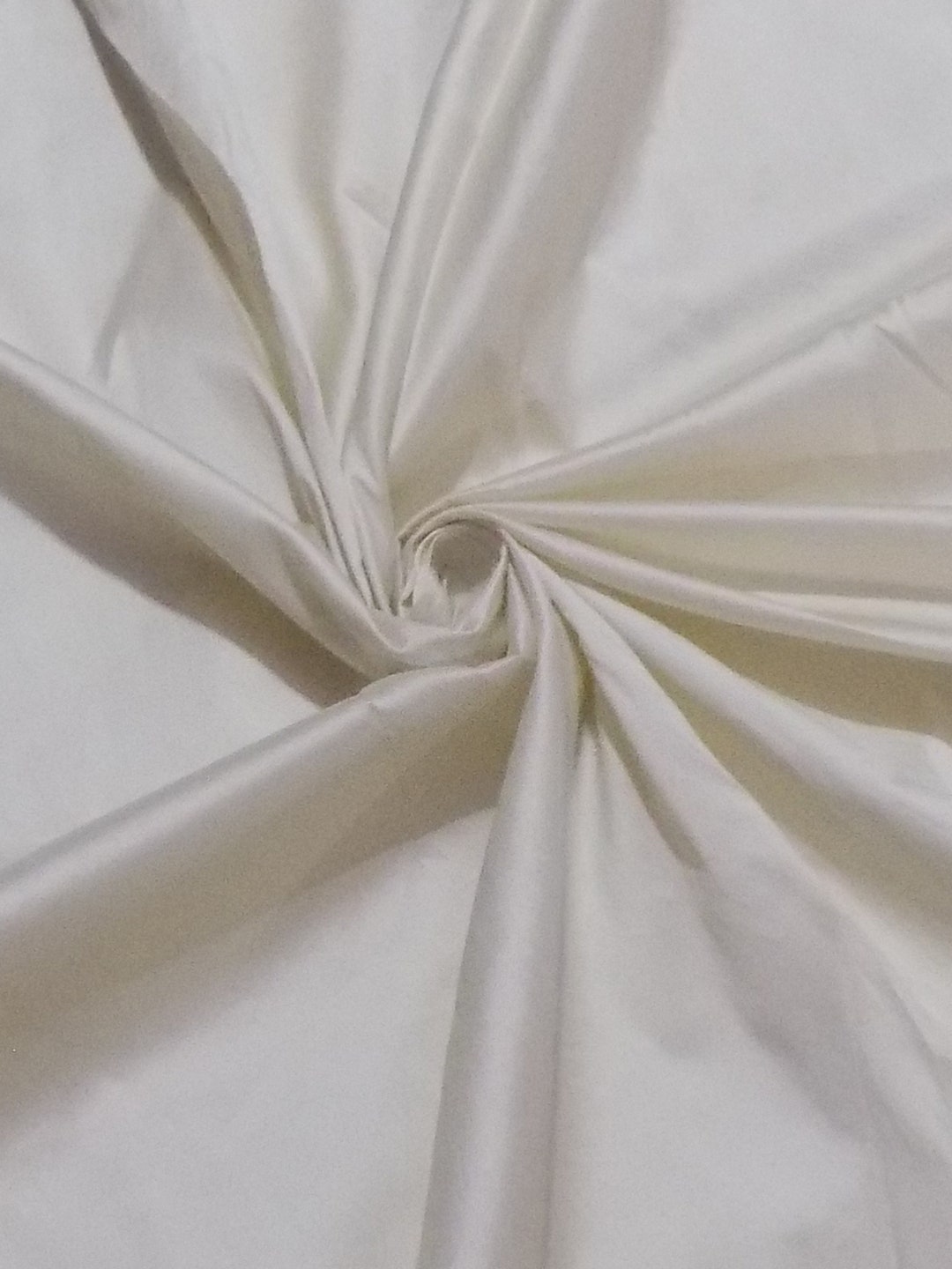 Light Gold Taffeta Fabric: Silk Polyester Blend, 54" Wide, Wedding Gown ...