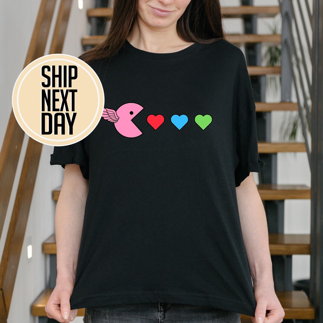 Valentine's Day Pac Man Shirt, Pac Man Shirt, 90s Games Valentine's Day ...