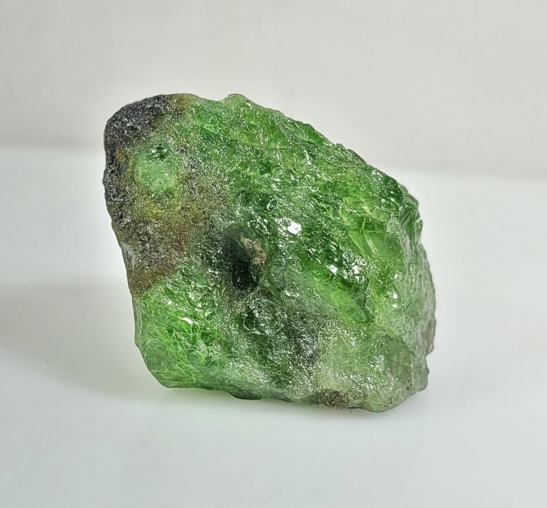 140.20 CT Breathtaking Natural Tsavorite Garnet Specimen/ Rare Garnet ...