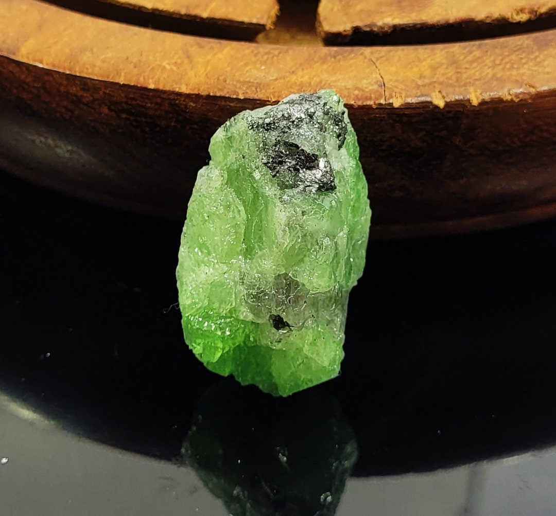 73.00 CT Breathtaking Natural Tsavorite Garnet Specimen/ Rare Garnet ...
