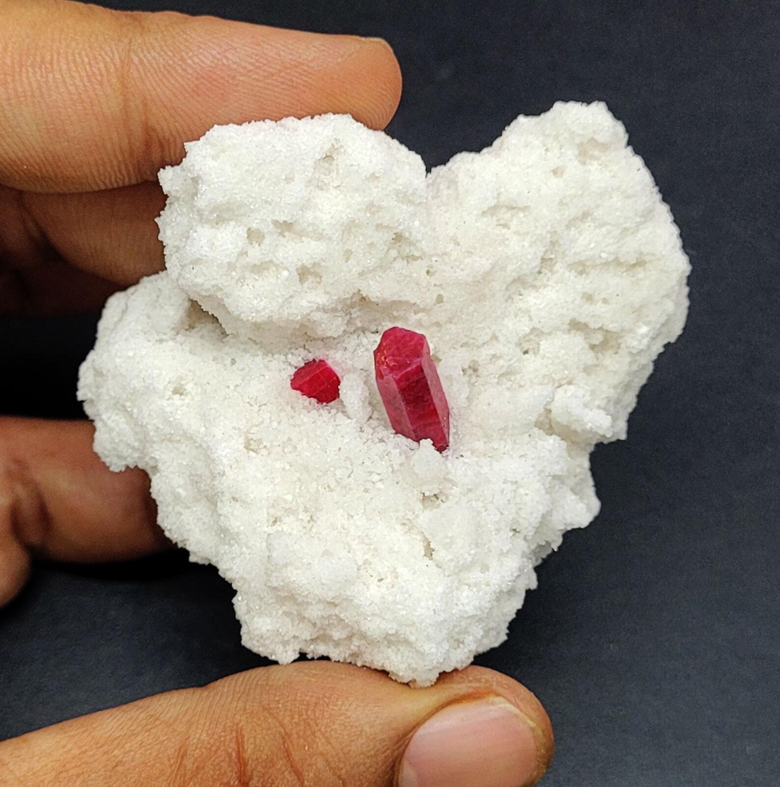 303.00 CT Natural Bixbite Red Emerald Beryl Rough/ Bixbite Specimens ...