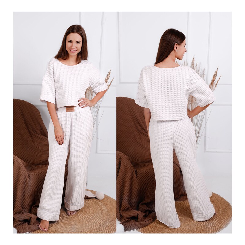 DifferentWeHome - Etsy