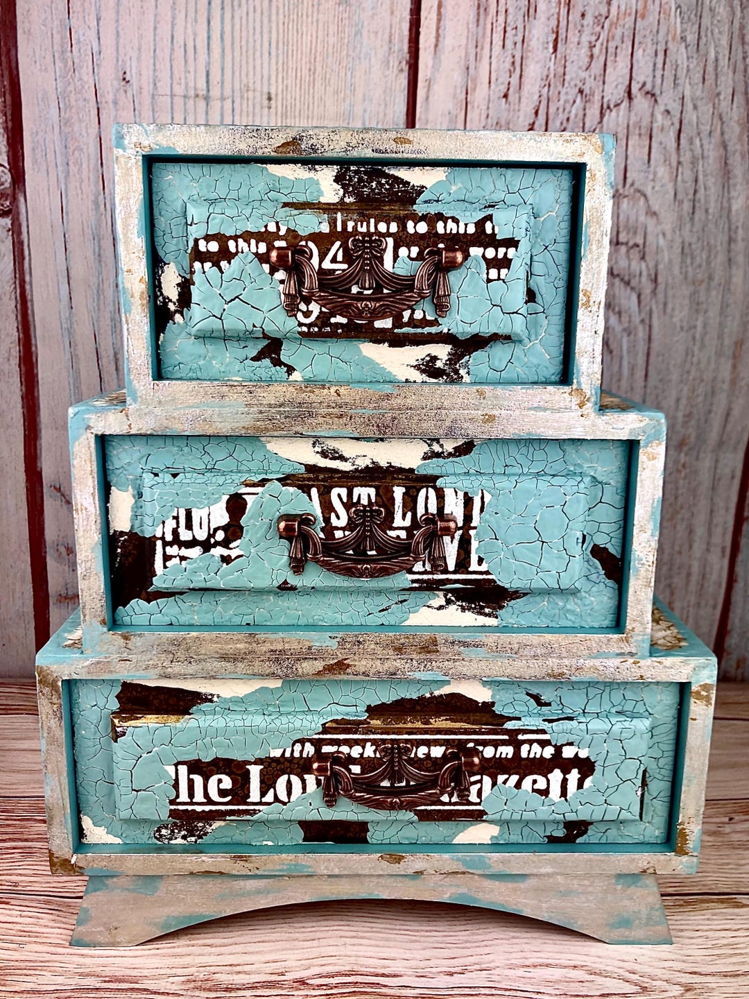Artistic 3-drawer Chest in a Stepped Design | Vintage Furniture With ...