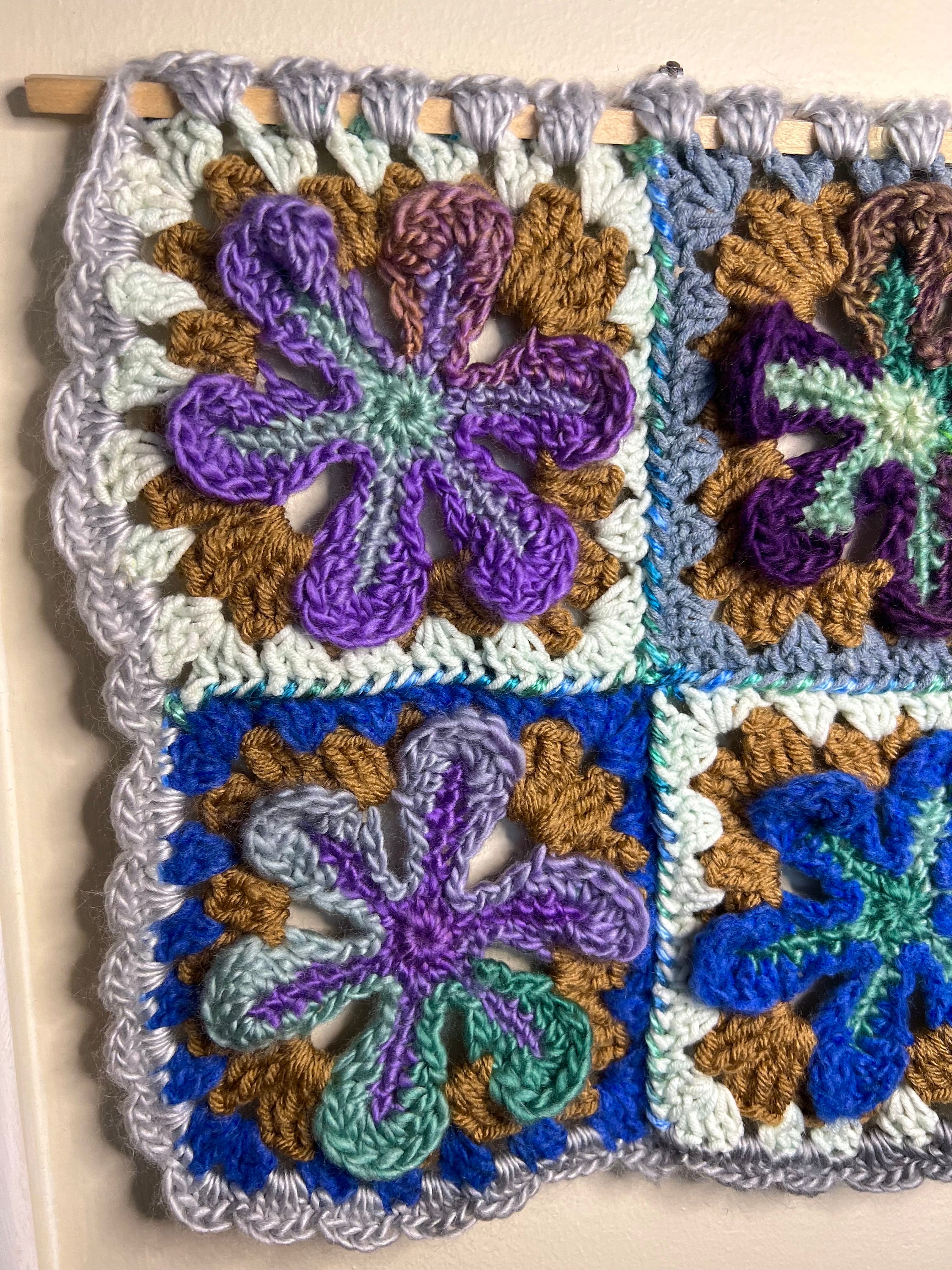 Groovy Crochet Flower Wall Art Crochet Decor Blue Purple - Etsy