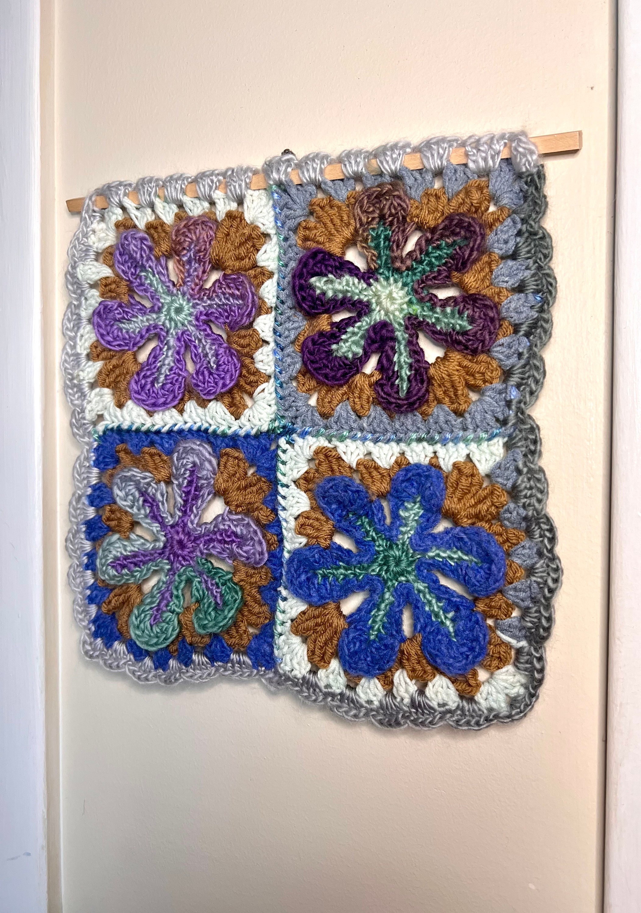 Groovy Crochet Flower Wall Art Crochet Decor Blue Purple - Etsy