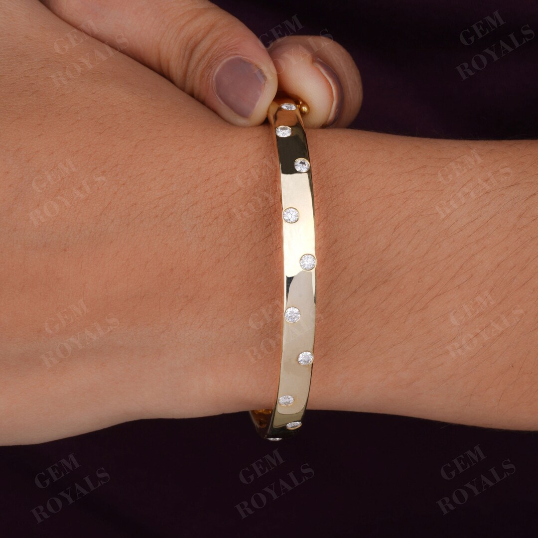Flush Set Moissanite Bangle Bracelet 14K Gold Scattered Round ...