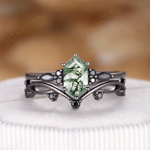 Witchy Engagement Ring - Etsy