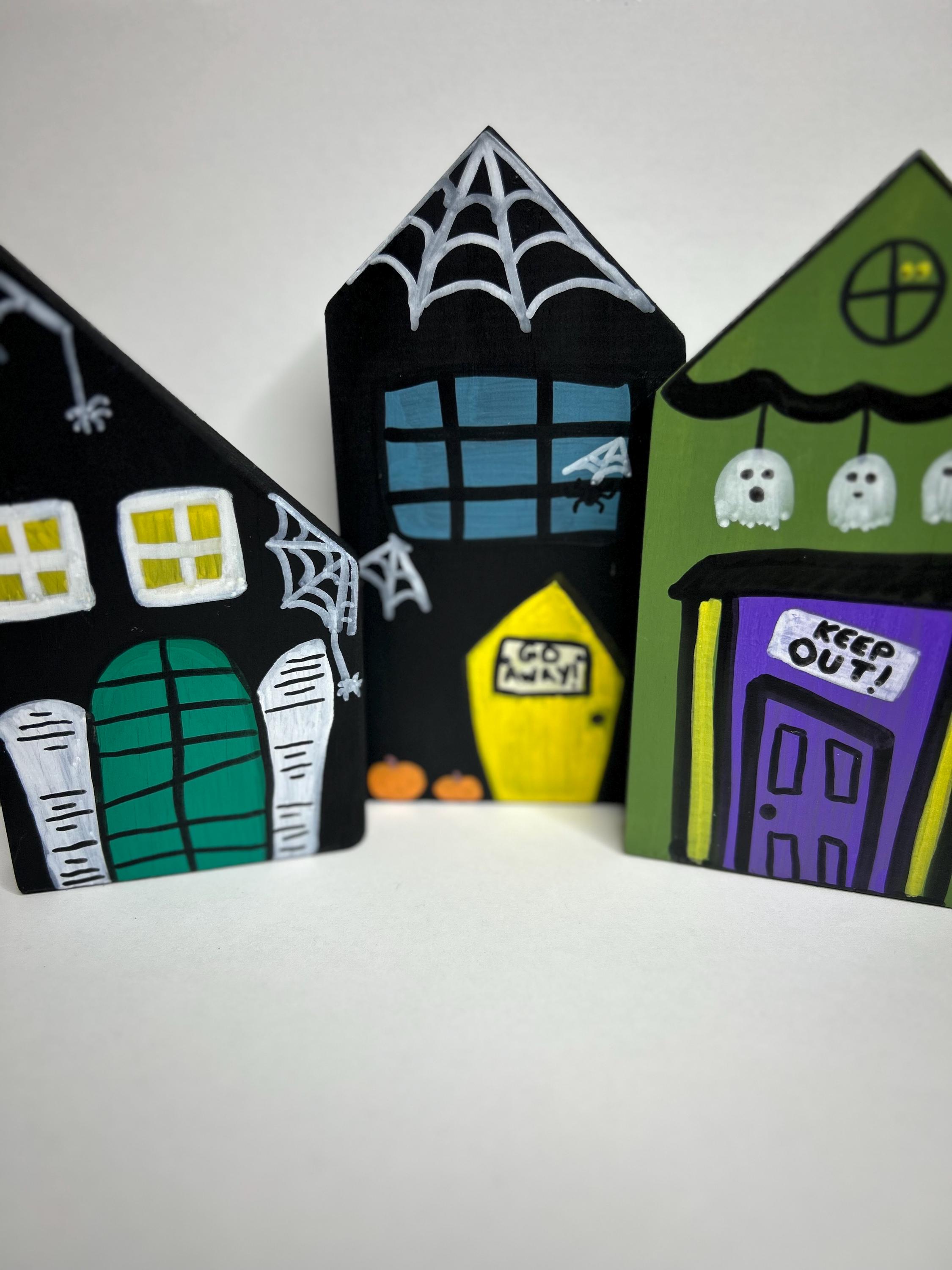 Wooden Halloween Houses Set - Etsy